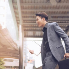 Contoh CV Waiter dan Waitress Lengkap dengan Tips Membuatnya - Blog BikinCV